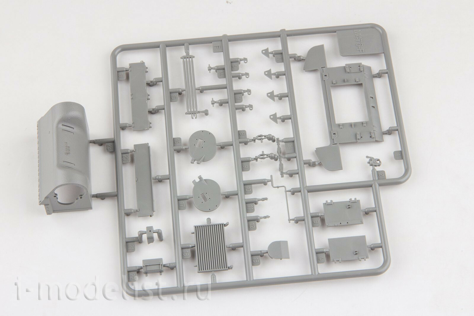 BT-046 Border Model 1/35. Танк Sherman M4A1 76W